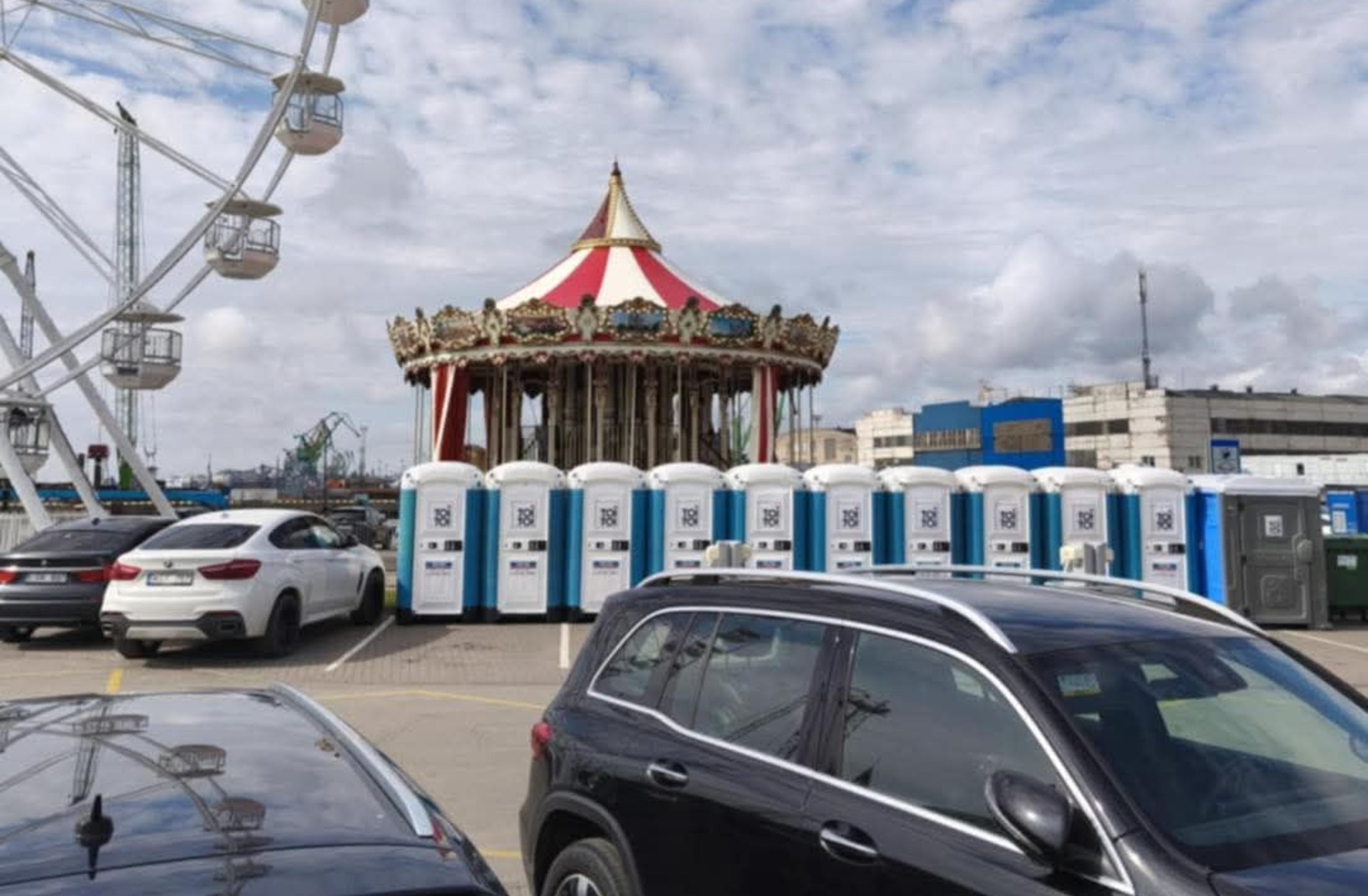 Dėl vintažinės karuselės – nuostaba