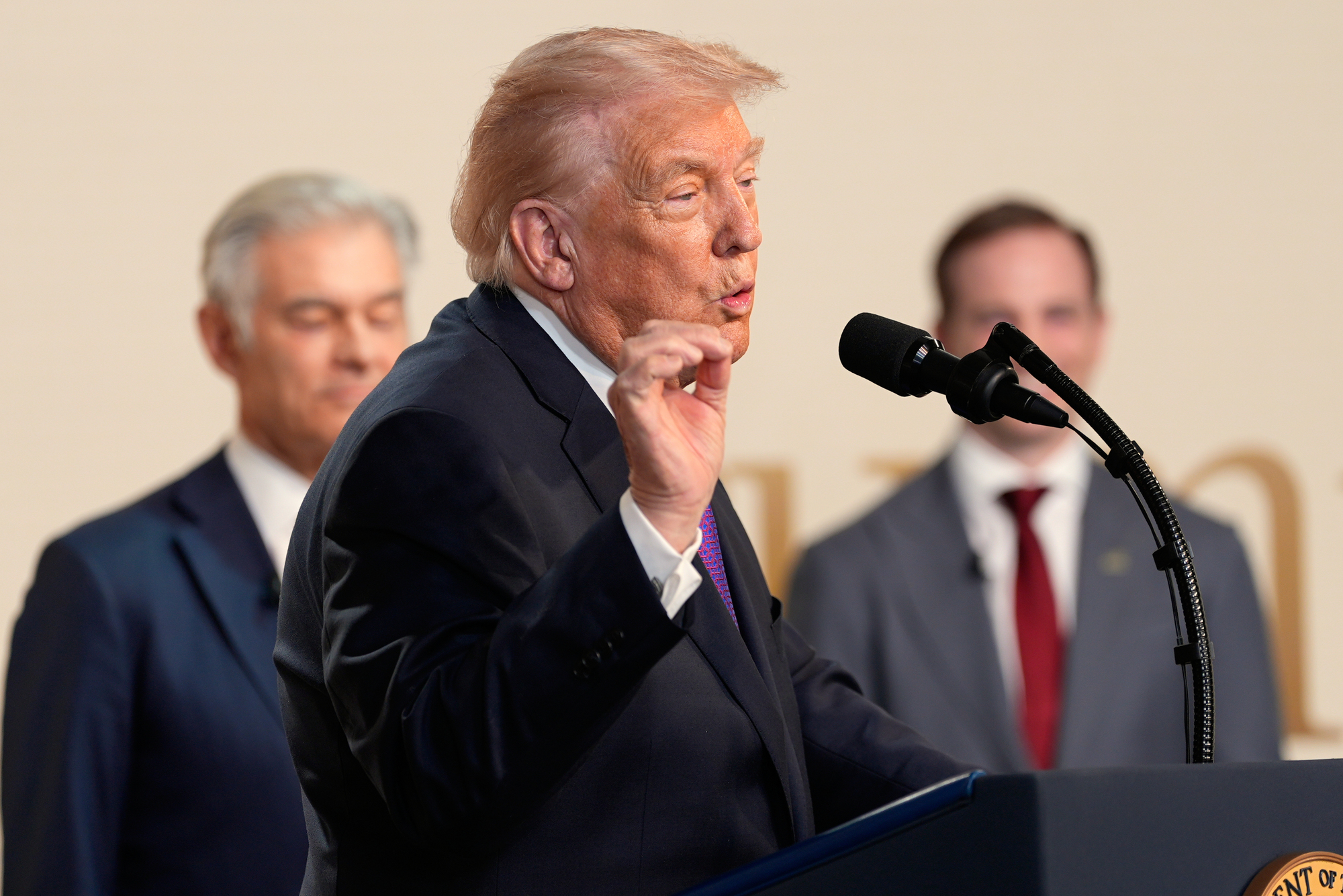 Trumpas sako, kad jam reikia laimėti rinkimus, kad patenkintų savo ego