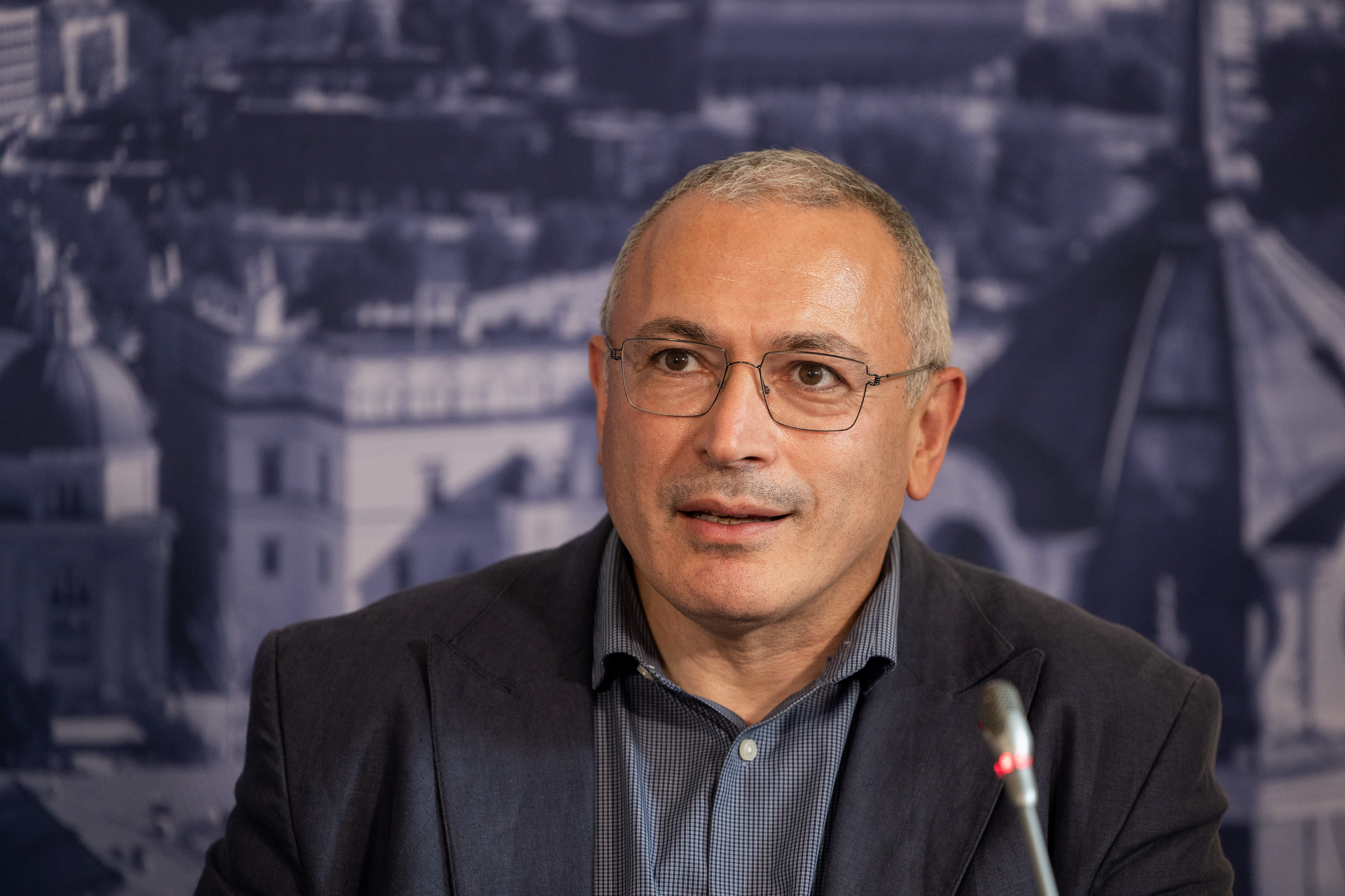 Rusija opozicionieriui Chodorkovskiui už akių skyrė 10 metų įkalinimo ...