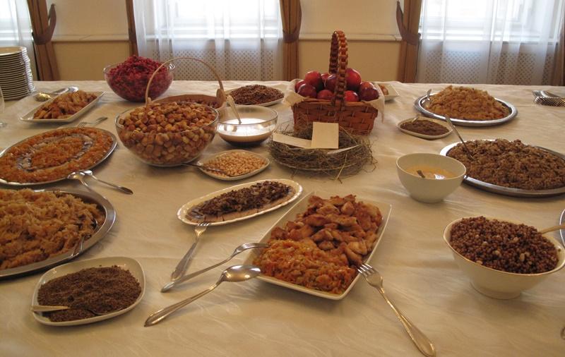 Tradicijos originaliai: kaip paįvairinti šventinį Kūčių stalą